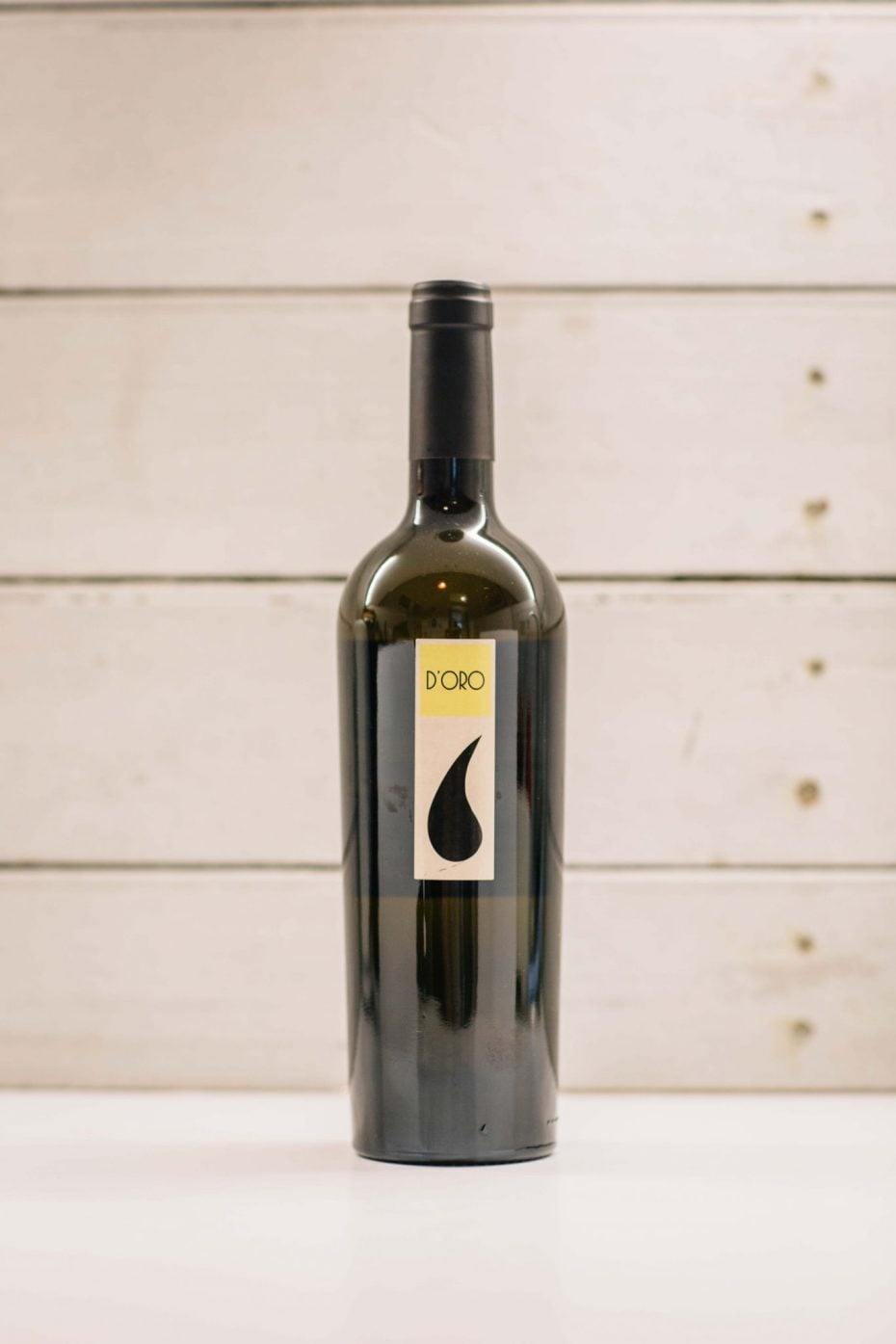 A selection of our favourite white wines from Italy - Flavours Holidays