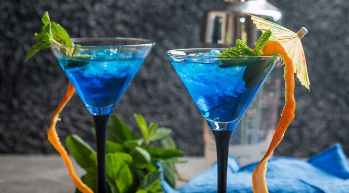 7 Best Italian Cocktails to Make at Home | Flavours Holidays